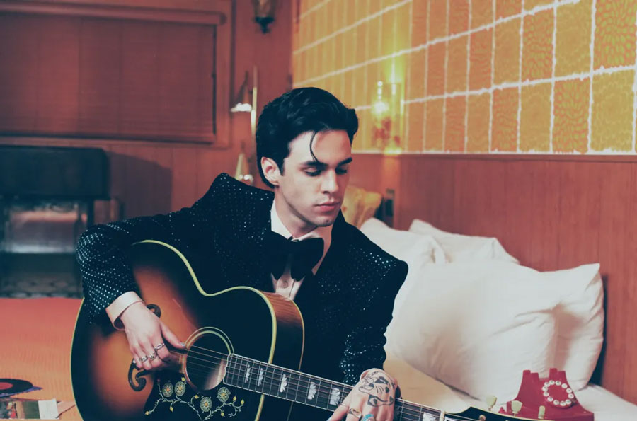 متن کامل و ترجمه آهنگ High : متن کامل و ترجمه آهنگ High از Stephen ...